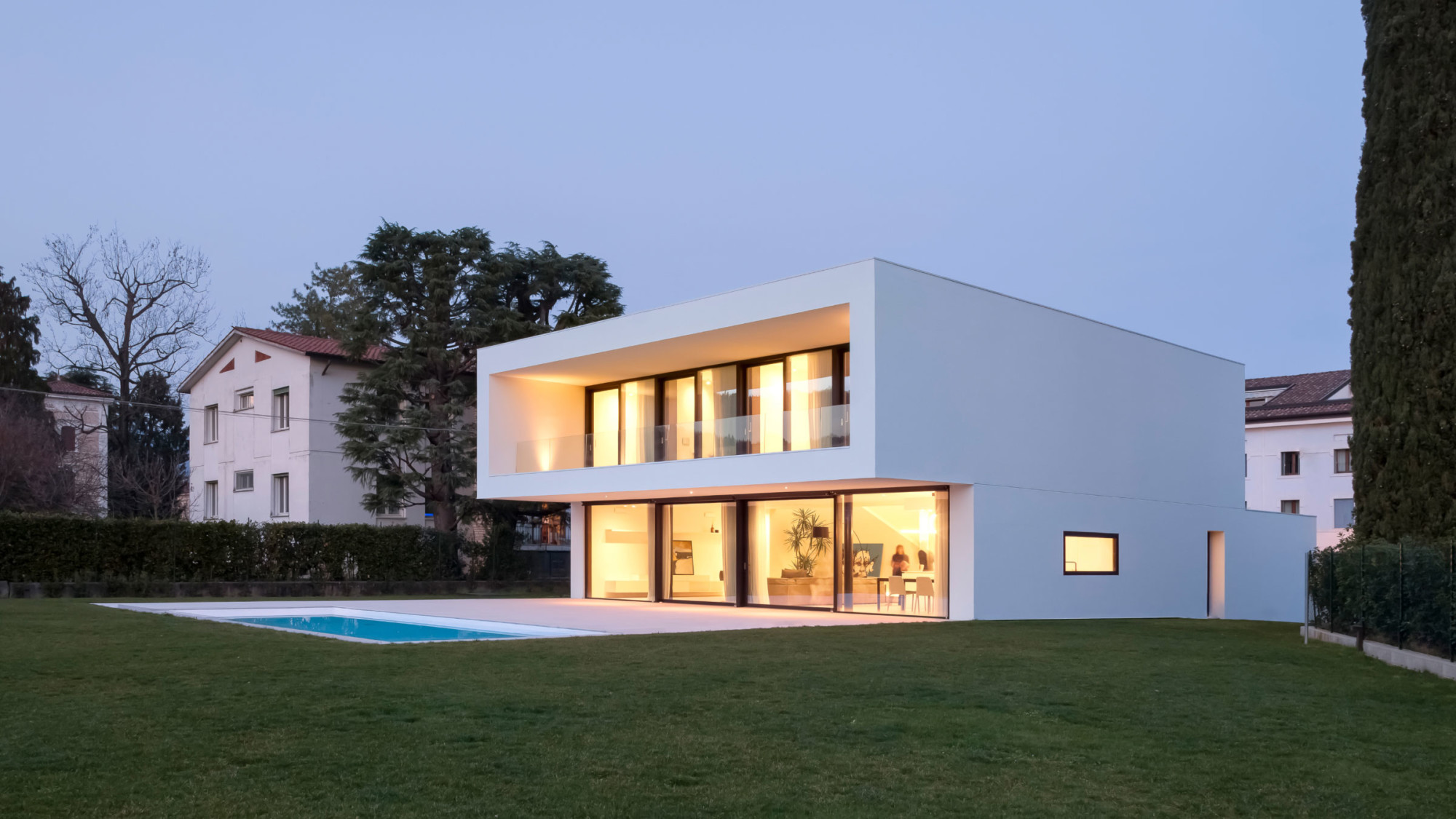 Casa DM: Pavimento in Legno e Arredo Bagno | Minuzzo