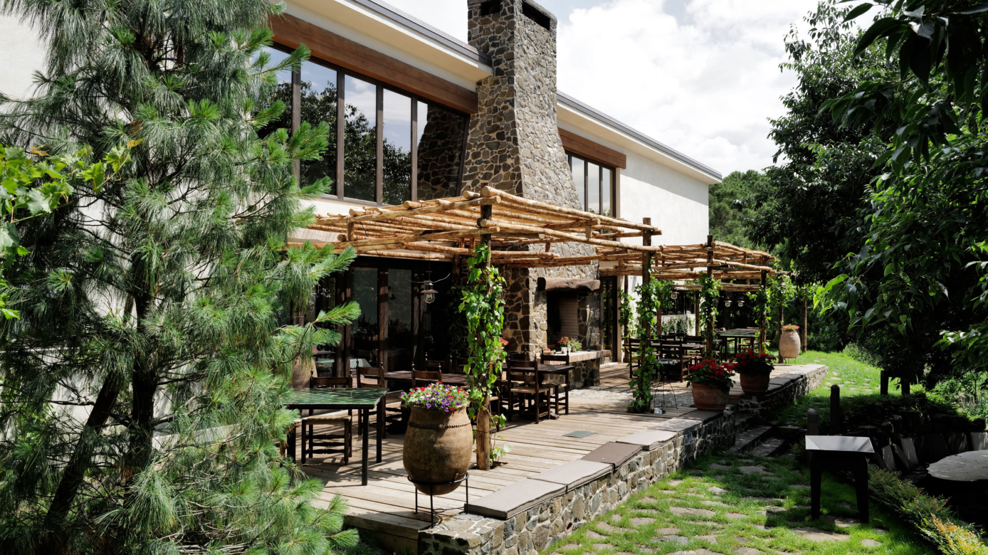 Rifugio Diesel: Arredo bagno, Pavimento in Legno e Pavimento in Porfido ...